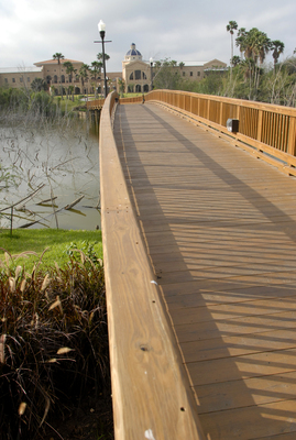 "[Stock] Photograph of pedestrian bridge over the Lozano Banco resaca ...